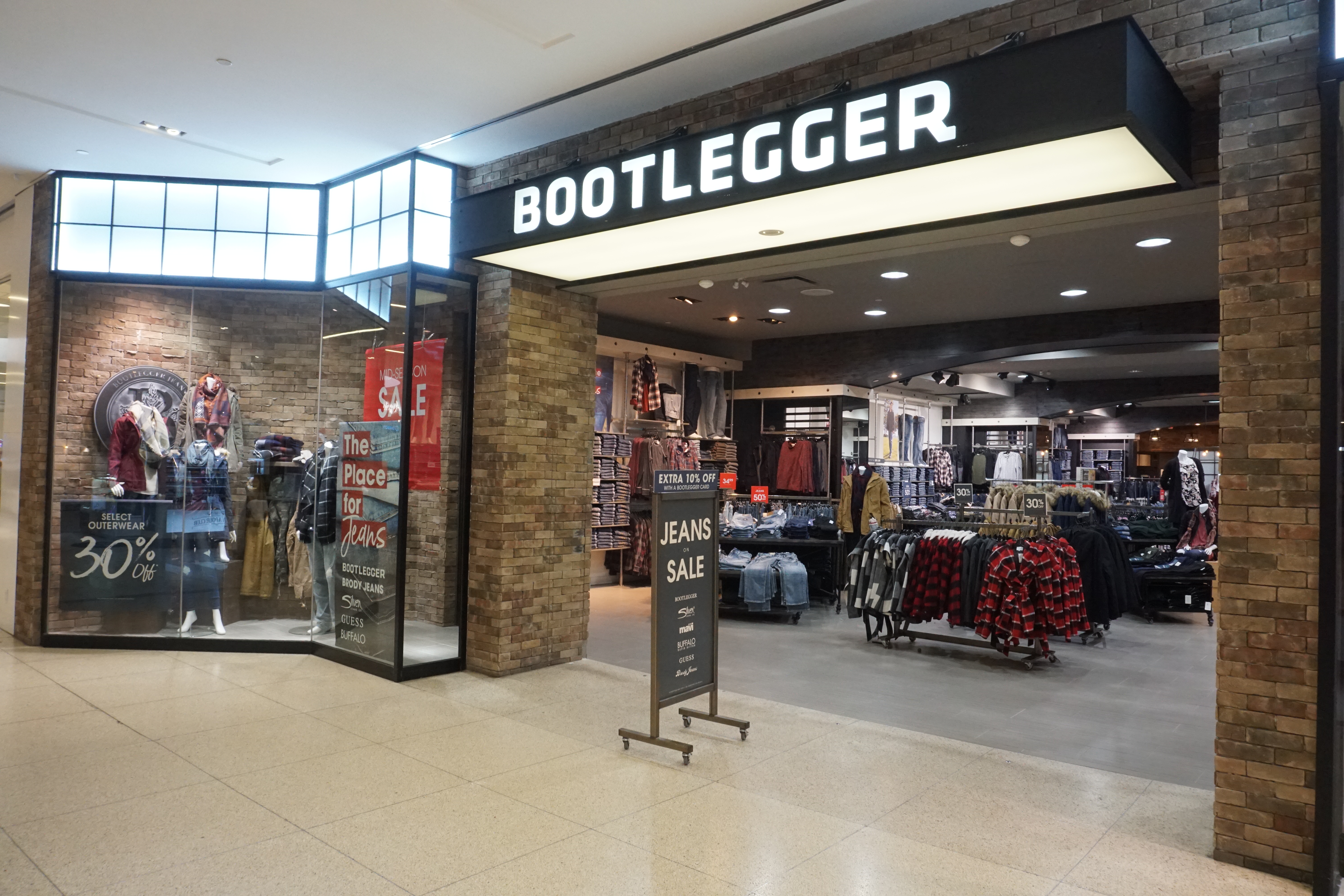 Bootlegger | West Edmonton Mall