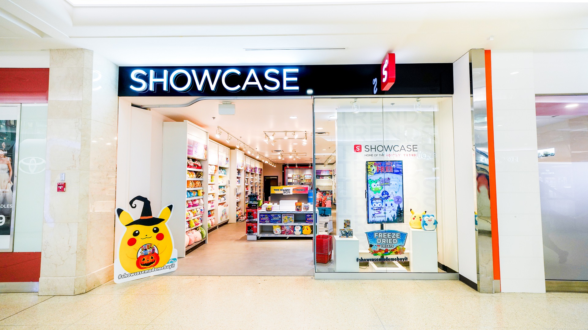 Showcase | West Edmonton Mall